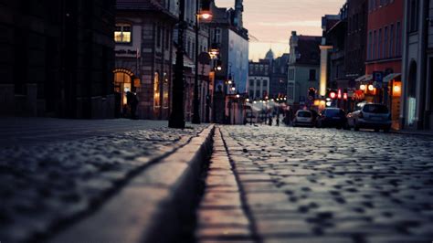 City Street Wallpapers Top Free City Street Backgrounds Wallpaperaccess