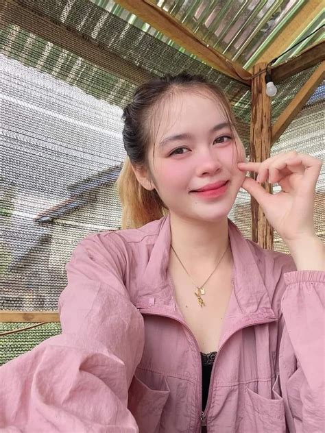 នារី កំពង់ឆ្នាំង Facebook