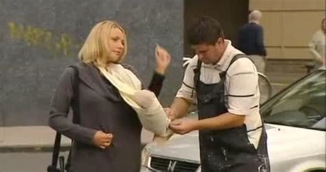 Broma Me Ayudas Con Mi Brazo Videos Metatube