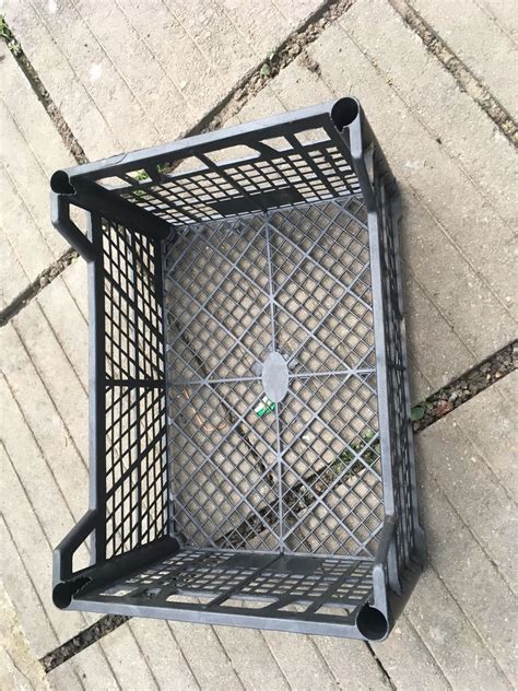 Продаю пластиковые ящики для овощей фруктов и прочего