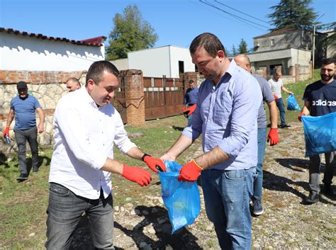 მარტვილში დასუფთავების აქცია გაიმართა მარტვილის მუნიციპალიტეტი