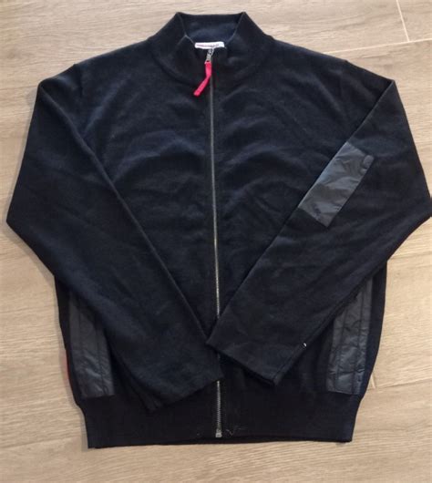 Prada 男裝 外套及戶外衣服 Carousell