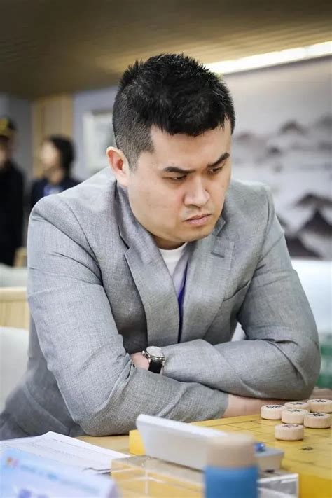 中国象棋第一人 在反腐风暴中第一个出局 大千杂闻 倍可亲