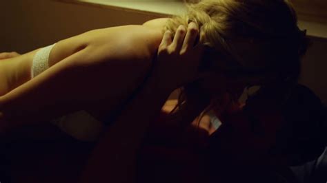 Nackte Lucie Guest In Infidelity In Suburbia