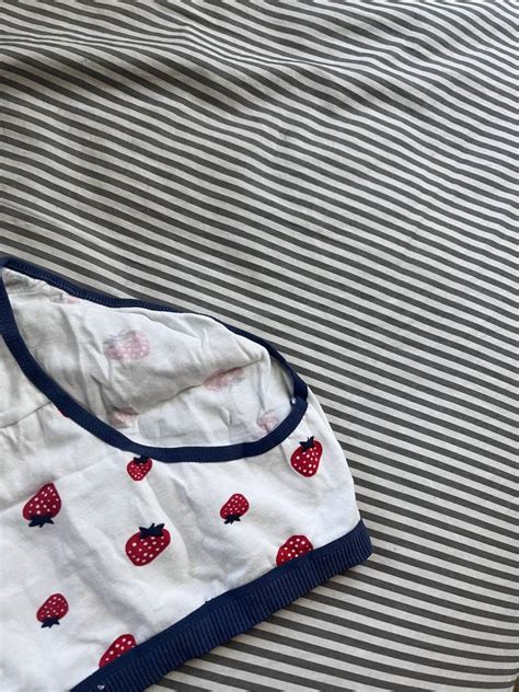 나 22살인데 엄마가 내 속옷 사오셨거든 진짜 에바야 인스티즈 Instiz 익명잡담 카테고리