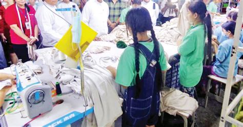 ဒုတိယဝန်ကြီး ဦးဝင်းရှိန် လေအေးပေးစက် တပ်ဆင်ပြုပြင်ခြင်းသင်တန်းဖွင့်ပွဲ