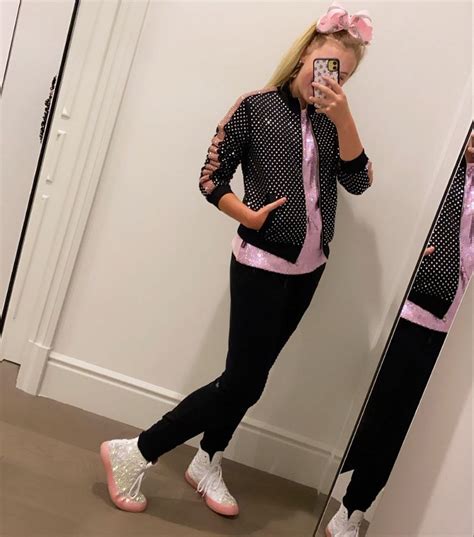 Nude And Leaked Pics Of Sexy Dancer Jojo Siwa Photos The