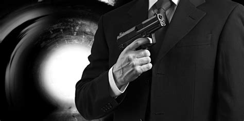 Ex Cia Official Allegedly Duped Aspiring Spy Into Sex To Help Her Use