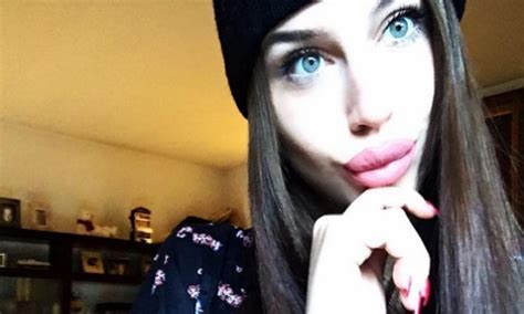 Asia Nuccetelli Nuda Su Instagram Infiamma I Suoi Follower Foto Velvet Gossip