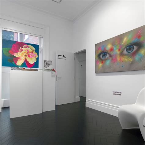 Sophie Mess Nebula Rose Graffitistreet