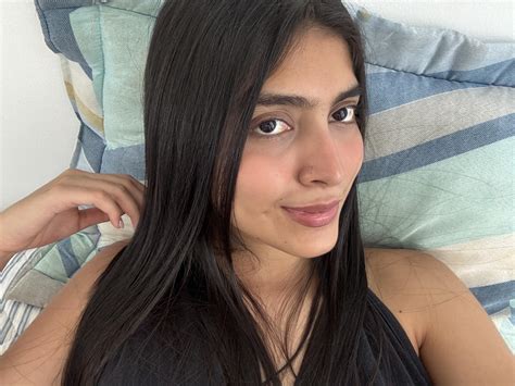 Straight Hair Is Sexy Sexy