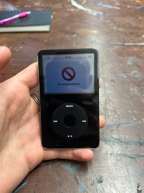 No Response Tried Plugging It In To Power And Computer No Reaction To