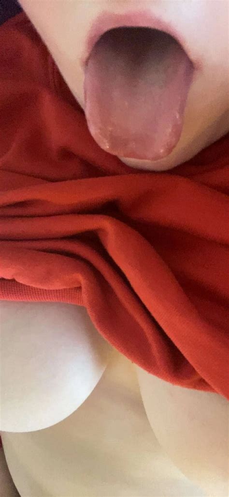 Hot Tongue Adetailedrp2424