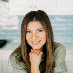 Bobbi Hernandez Real Estate Agent In Covina Ca Reviews Zillow