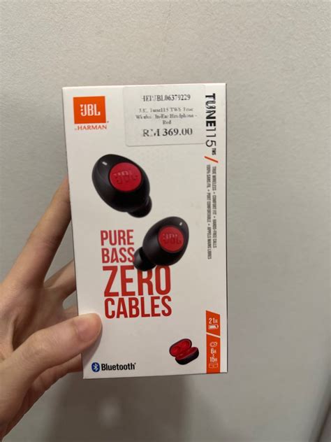 Jbl Tune Tws Wireless Earbuds Audio Earphones On Carousell