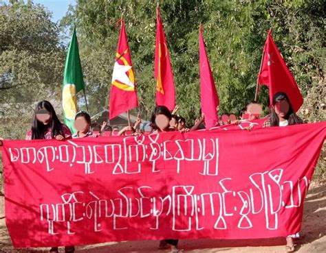 မြိုင်မြို့နယ် သပိတ် စစ်ကြောင်း ဖက်ဆစ် စစ်တပ် တော်လှန်ရေး ချီတက် ဆန္ဒပြ Khit Thit Media