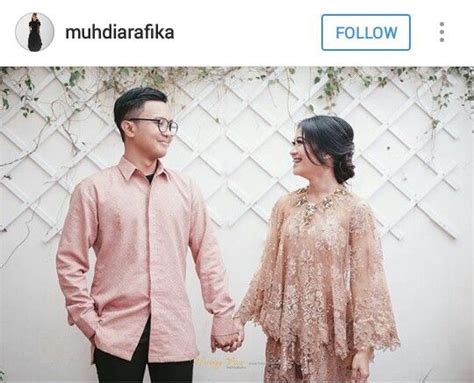 22 Baju Couple Buat Lamaran