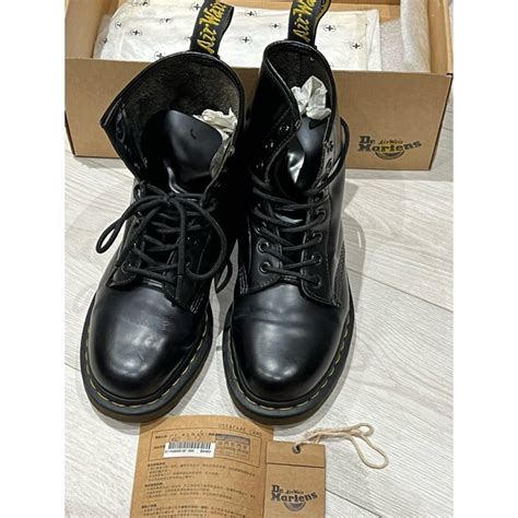 【drmartens馬汀大夫】1460 8孔smooth Us8uk6eu39馬汀靴 靴子 筒靴 中性靴 可甜可鹹 蝦皮購物