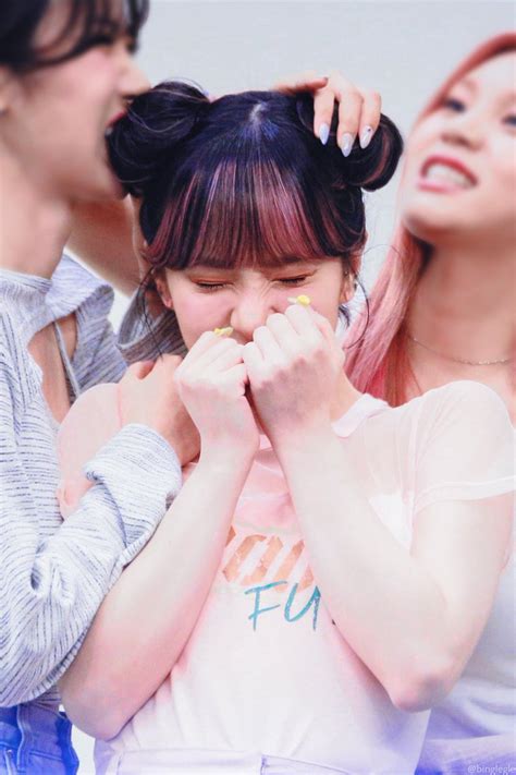 진짜 어떻게 사람이 만두 소이 여기서 거주중 Onlyyuju You