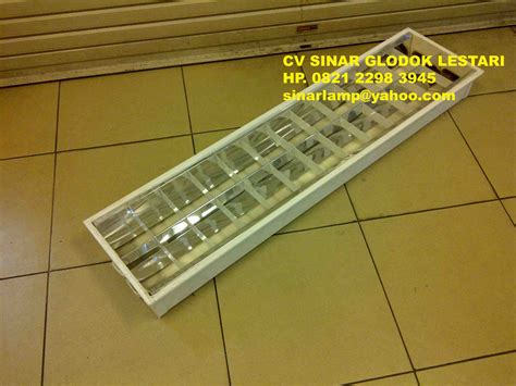 Kap Lampu Tl Lampu Rm Tl Led X W Akuistik M Reflector Kaca Interlite