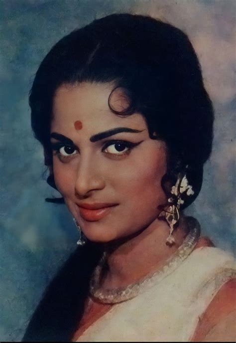 Waheeda Rehman Old Film Stars Vintage Bollywood Bollywood Pictures