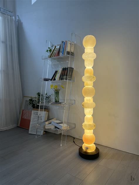 비아레 Viare 대리석 플로어 스탠드 램프 조명 바이소