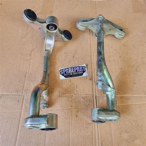 Jual Engine Mounting Monting Breket Sambungan Mesin Rangka Tengah Vario 160 Fi Led Esp Shopee