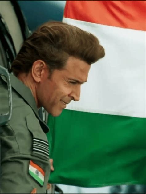 फाइटर के लिए ऋतिक रोशन ने लिए 50 करोड़ बाकी स्टारकास्ट को मिली इतनी फीस