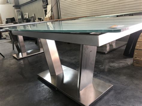 Разтегателна стъклена трапезна маса внос Германия