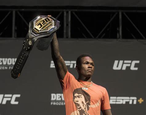 Israel Adesanya Says Hell Pick Apart Robert Whittaker At Ufc 243 Mma