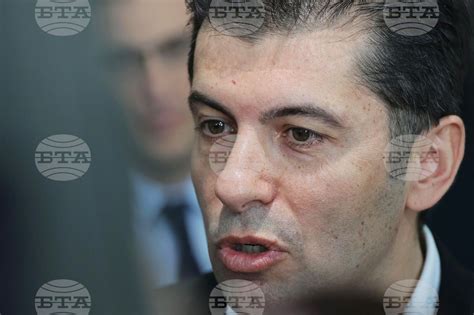 Замисляме се дали да не поискаме оставката на председателя на Народното събрание Росен Желязков