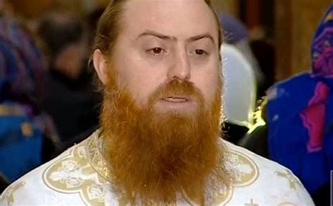 რამდენიმე თვეა ეს ხატი იქ არის არც ჩანს ფაქტობრივად მაგრამ ვიღაც ადამიანებმა ატეხეს ერთი