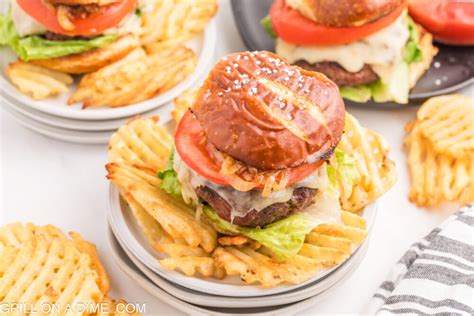 Pretzel Bun Burger