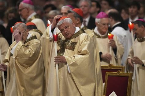 Papież Franciszek Nie żyje Kim Był Jego Poprzednik I Kto Mógłby Go Zastąpić Euronews