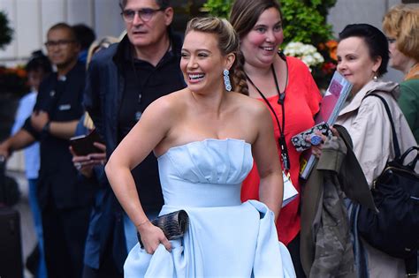 Hilary Duff Was Spotted In A Very Cinderella Like Ballgown Teen Vogue