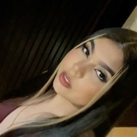 Stefany Gomez Stefany G On Threads