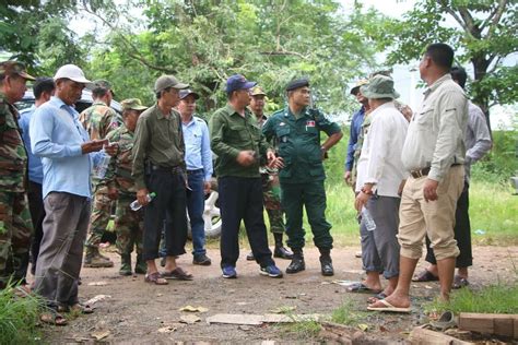អាជ្ញាធរក្រុងប៉ោយប៉ែតនិងកងកម្លាំងសមត្ថកិច្ចចម្រុះចុះពិនិត្យកម្ពស់ទឹកអូរតាមបន្ទាត់ព្រំដែនកម្ពុជា