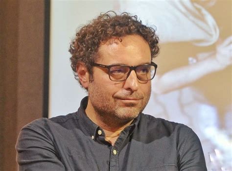 Отменя се откриването на изложбата на Теодор Ушев в Анси Площад Славейков