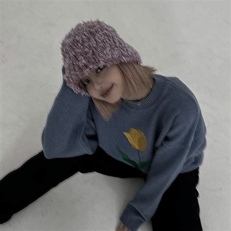 Pin By ♡~hi On صور ليسا Blackpink Fashion Fashion Lalisa Manobal