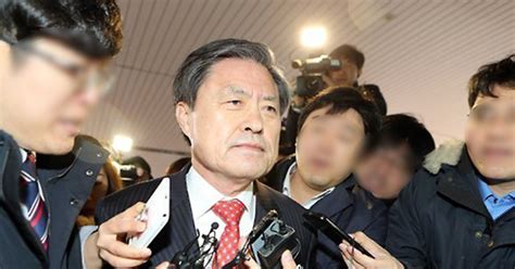 엘시티 비리 허남식 전 부산시장 징역 3년 선고법정구속 면해