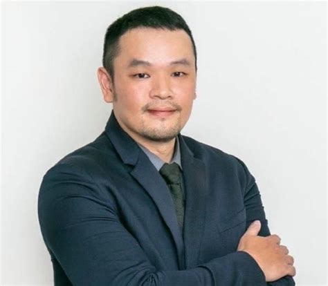 一年半沒業績到桃園房仲業績第一名 他從低谷到榮耀