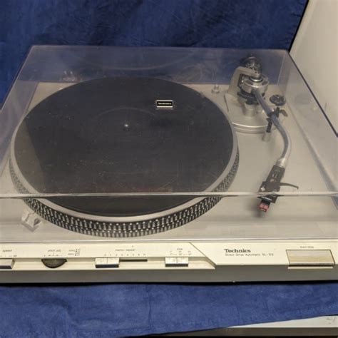 Technics SL D3 Automatic Direct Drive Turntable Turntables Trails