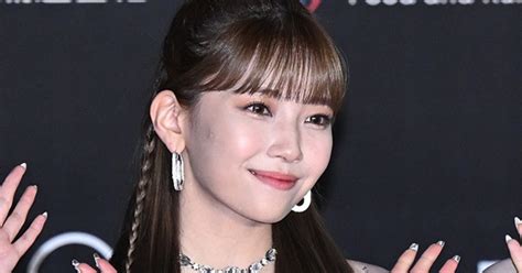 니쥬 마유카 천사 미소로 인사 포토엔hd