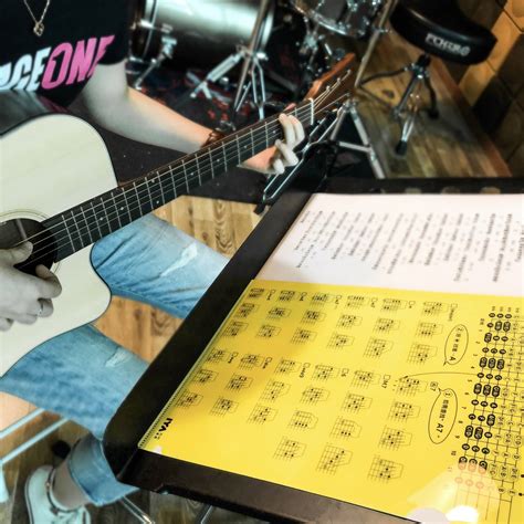 吉他和弦指型图使用方法 乐器教学 哎呀音乐 吉他钢琴贝斯鼓等各类器乐与声乐唱歌课程，一线演奏家名师授课，风格涵盖爵士布鲁斯摇滚流行randb芬克民谣，从零基础到进阶教学