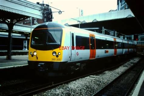 Photo Class 360 Desiro 4 Car Emu No 360 205 At Paddington View 2 £2 00 Picclick Uk