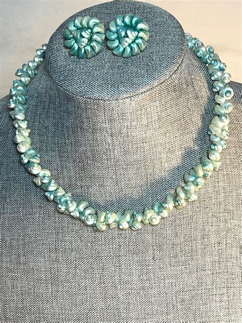 Trochus Blue Iridescent Shell Necklace And Earrings Set Vtg Etsy