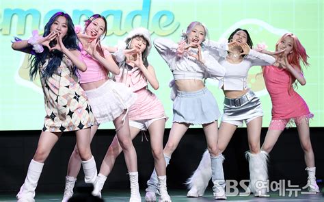 E포토 드림노트 레몬 과즙을 더한 상큼 퍼포먼스