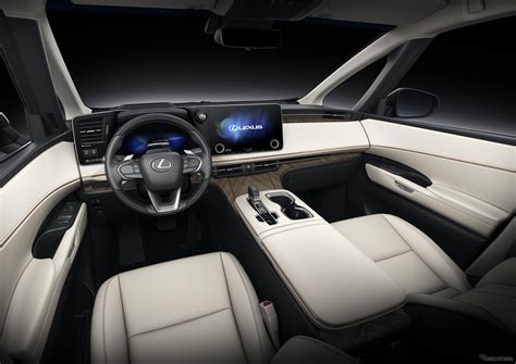 【レクサス Lm 新型】これが最上級のインテリア 詳細画像 1枚目の写真・画像 レスポンス（responsejp）
