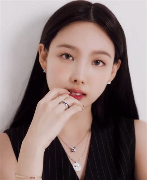 153 On Twitter Rt Imnayeonarchive Im Nayeon