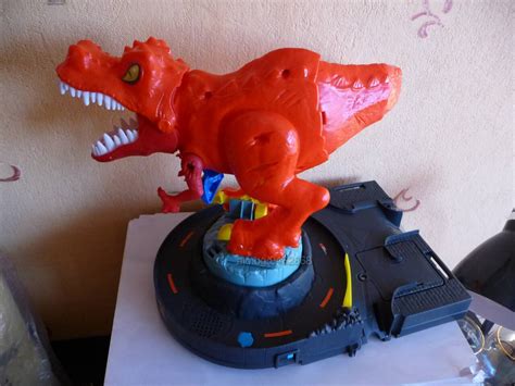 Динозавър писта Хот Уилс Hot Wheels яде колички колекции метални ...